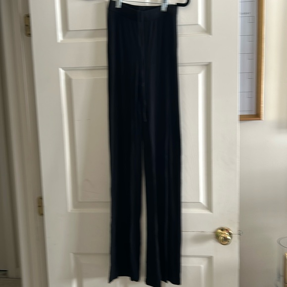 SKIMS | Intimates & Sleepwear | Skims Soft Lounge Pants Xxs Nwot | Poshmark